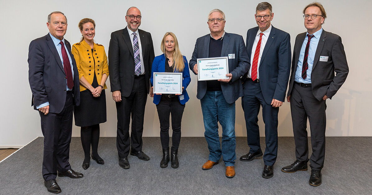 Die Forschungspreise 2024 der FOM gingen an Prof. Dr. Mira Fauth-Bühler ...