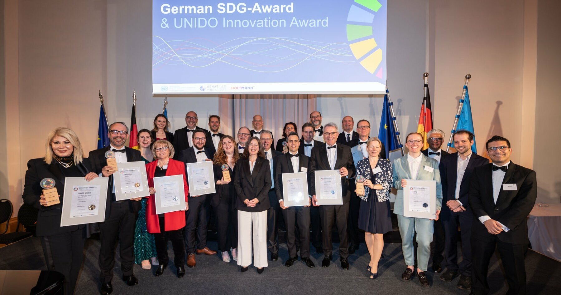 Engagement im Bereich sozialer, wirtschaftlicher & ökologischer Nachhaltigkeit an der FOM | Teil ...